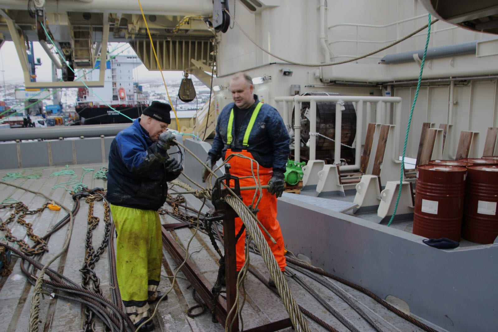 Fishing Gear Services – Repairs, Storage & Support - Vónin